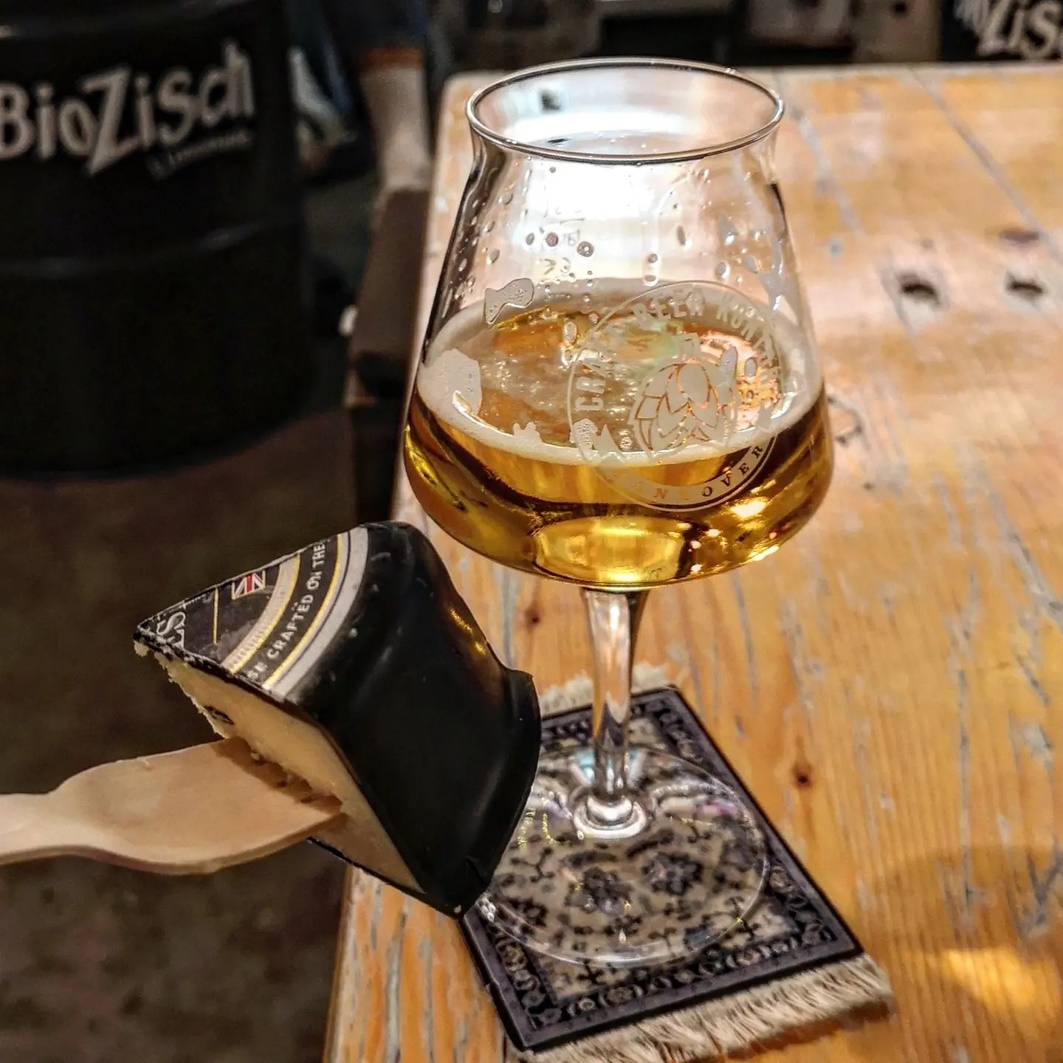 Craft Beer & CheeseBier- und Käse-Verkostungim Craft Beer Kontor ...